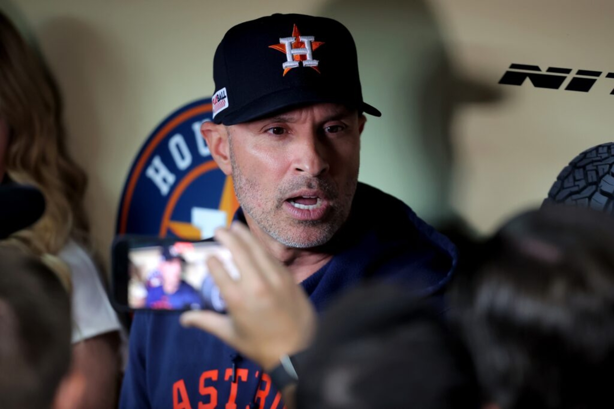 Astros Keep Their Trust in Manager Joe Espada, GM Dana Brown