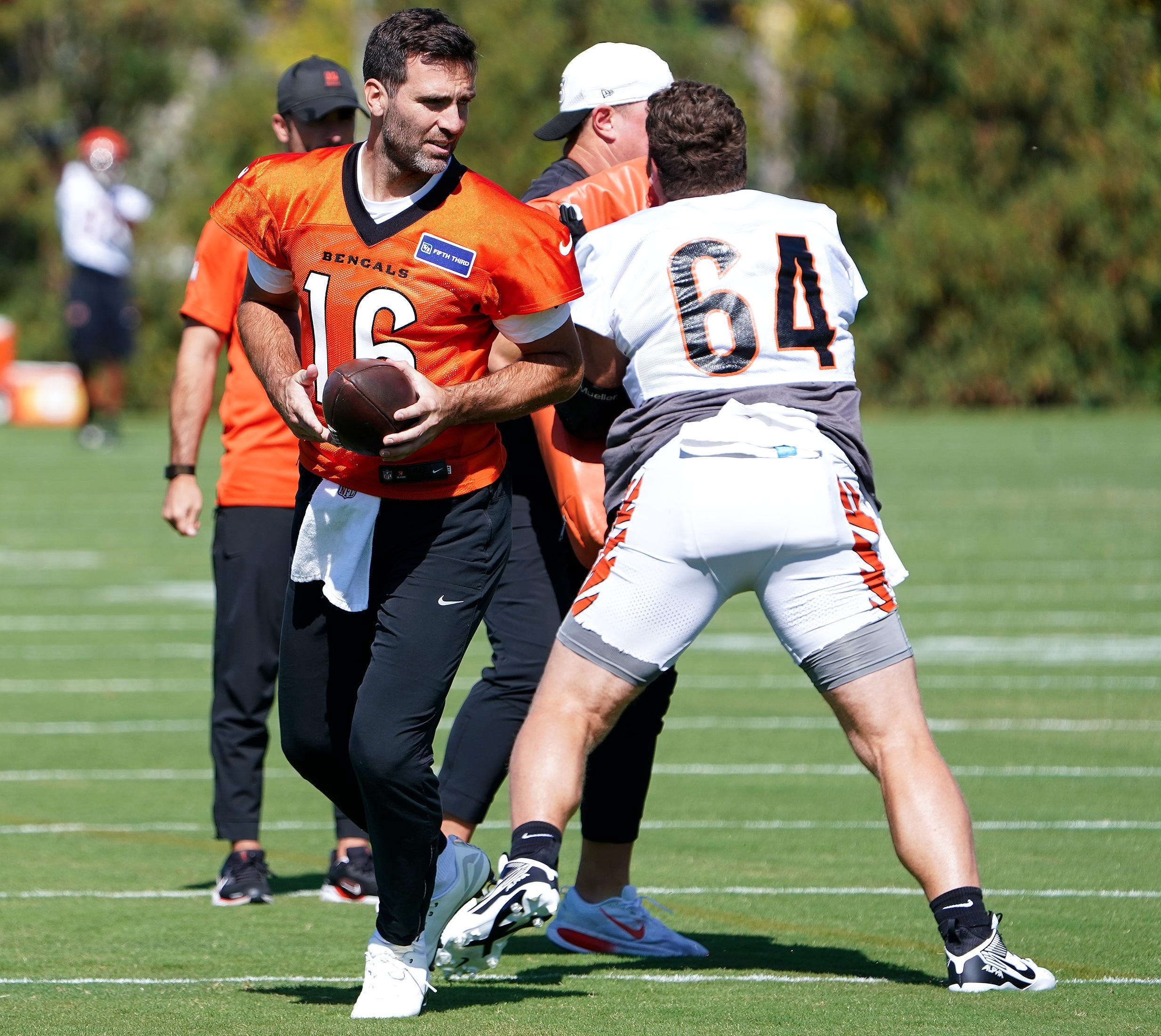 Bengals caught Browns, Kevin Stefanski off guard with Joe Flacco trade