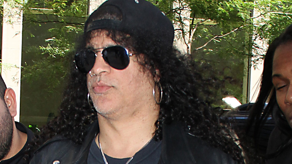 Slash teases new Guns N' Roses album