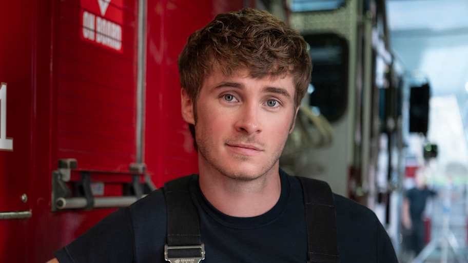 Complete cast and character guide for 911: Nashville season 1 (with ...