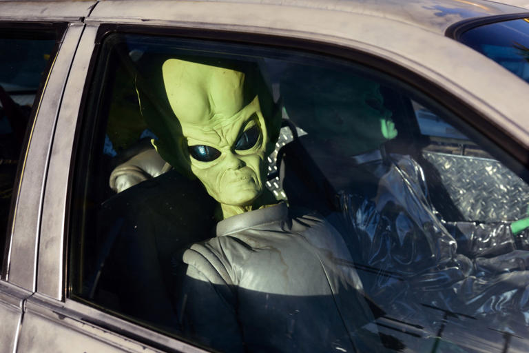 Scientist claims to find ‘alien DNA’ in humans