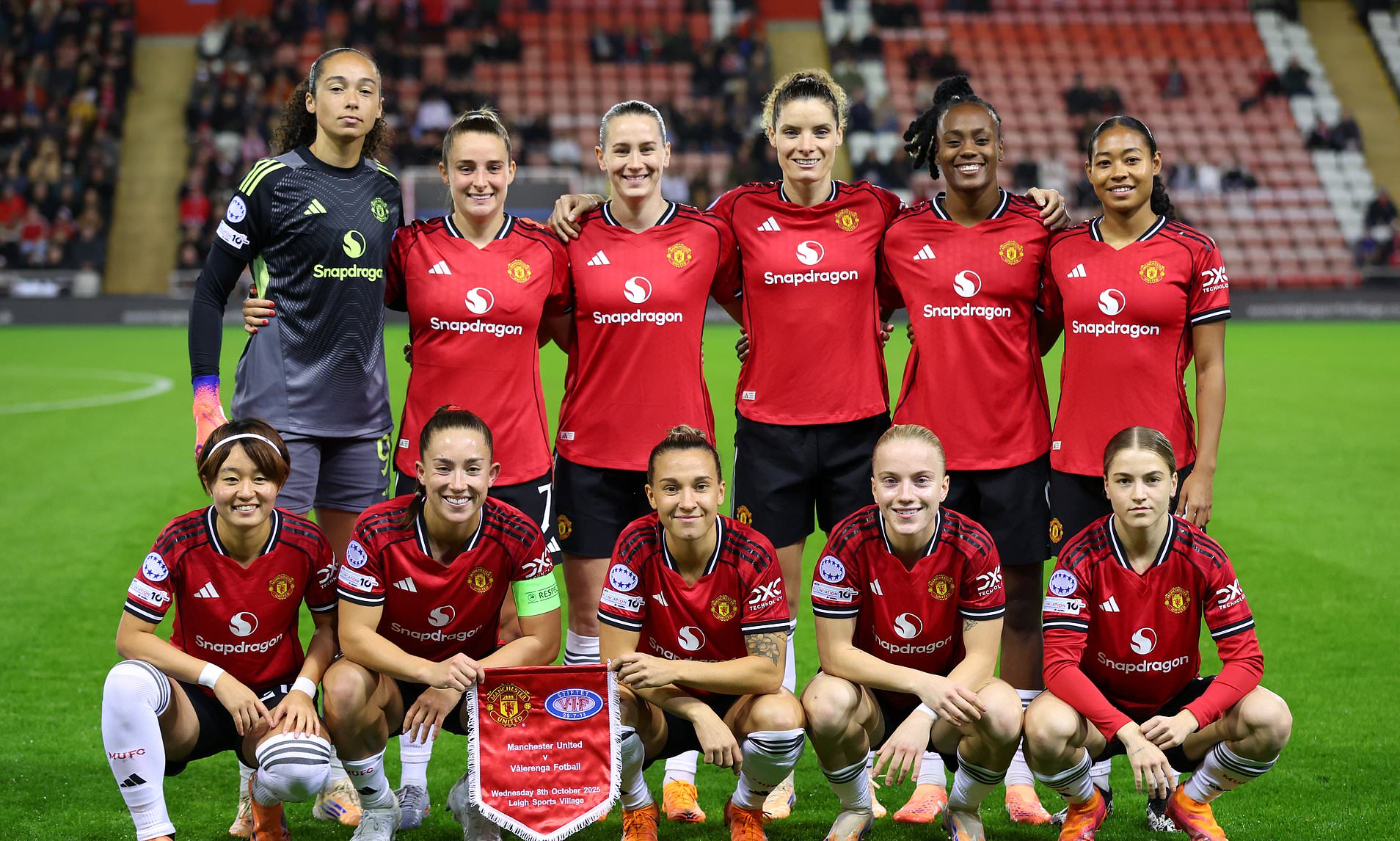 Eagle-eyed fans spot yet another Man United kit blunder - but can you ...