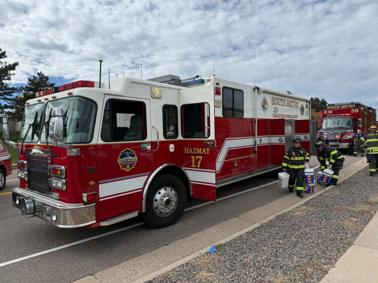 Agencies respond to fuel spill in Centennial