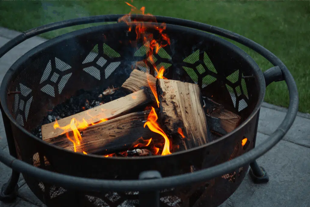 9 cozy backyard fire pit ideas perfect for cool evenings