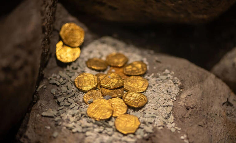 A Group of Friends Stumbles Upon 1,800-Year-Old Treasure in the Most ...