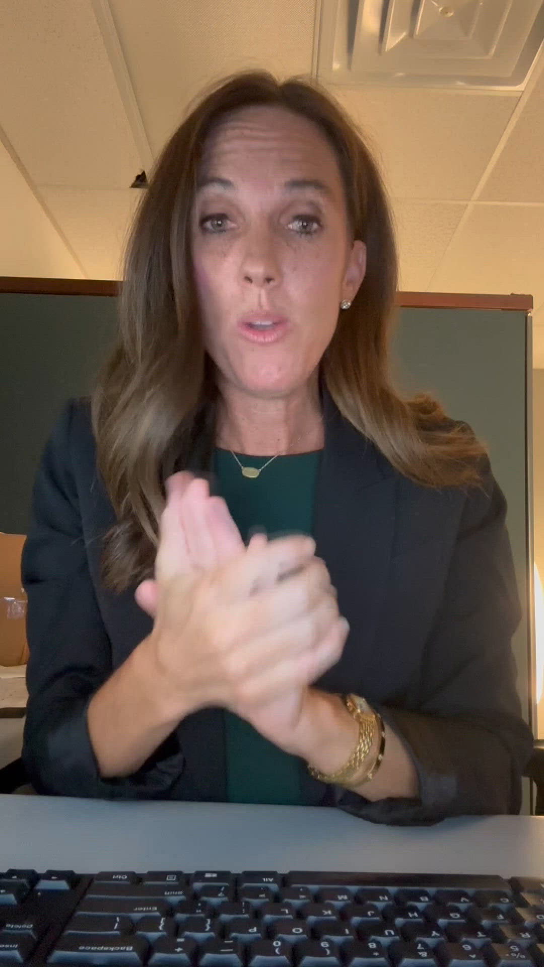 Teens arrested after deputies find cash, drugs, and guns: 1 of them a ...