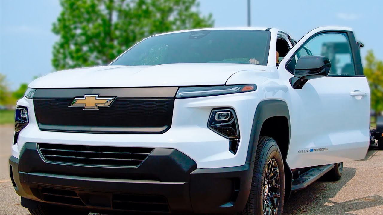 2024 Chevrolet Silverado Electric 'Work Truck'