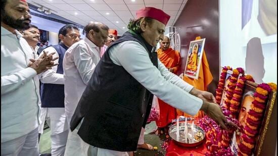 On day of BSP rally, Akhilesh Yadav announces Kanshi Ram statue, park ...