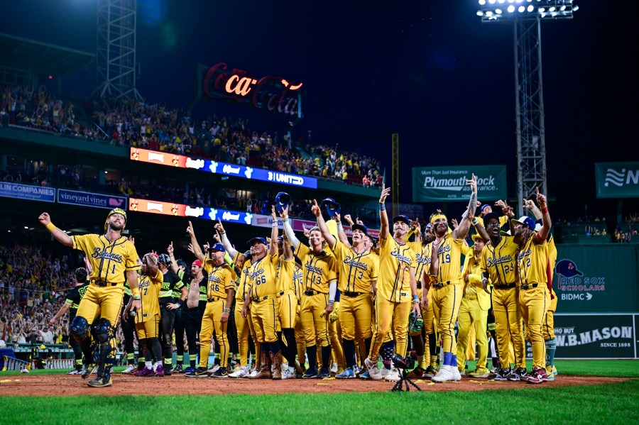 Savannah Bananas set to return to Kauffman Stadium in 2026