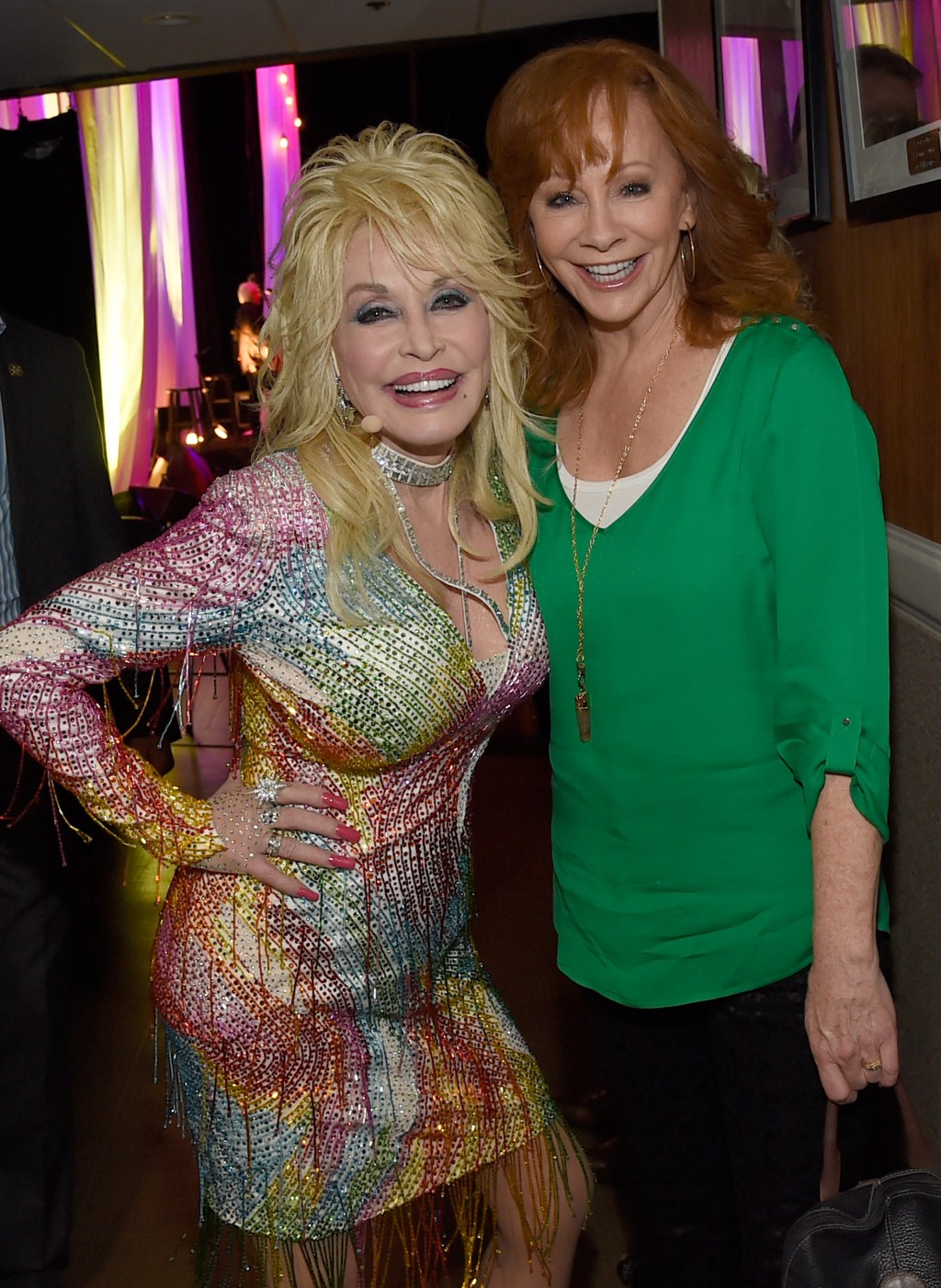 Reba McEntire slams ‘AI mess’ after Dolly Parton death rumors spread ...