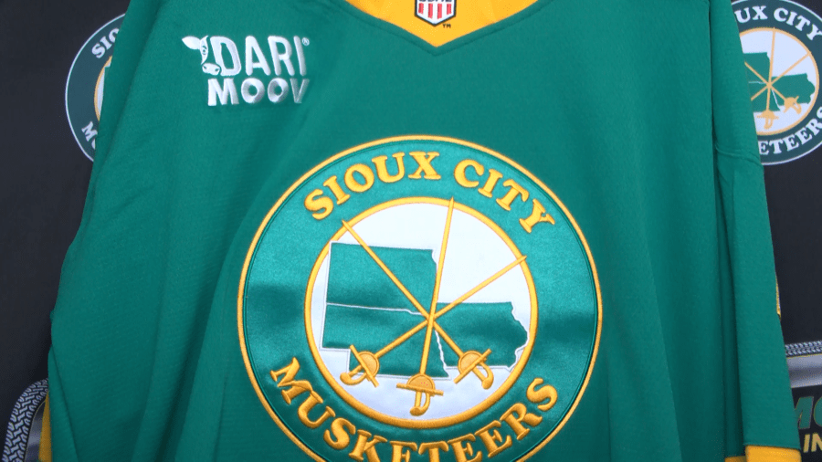 Paying tribute to the past: Musketeers new green jerseys include ...