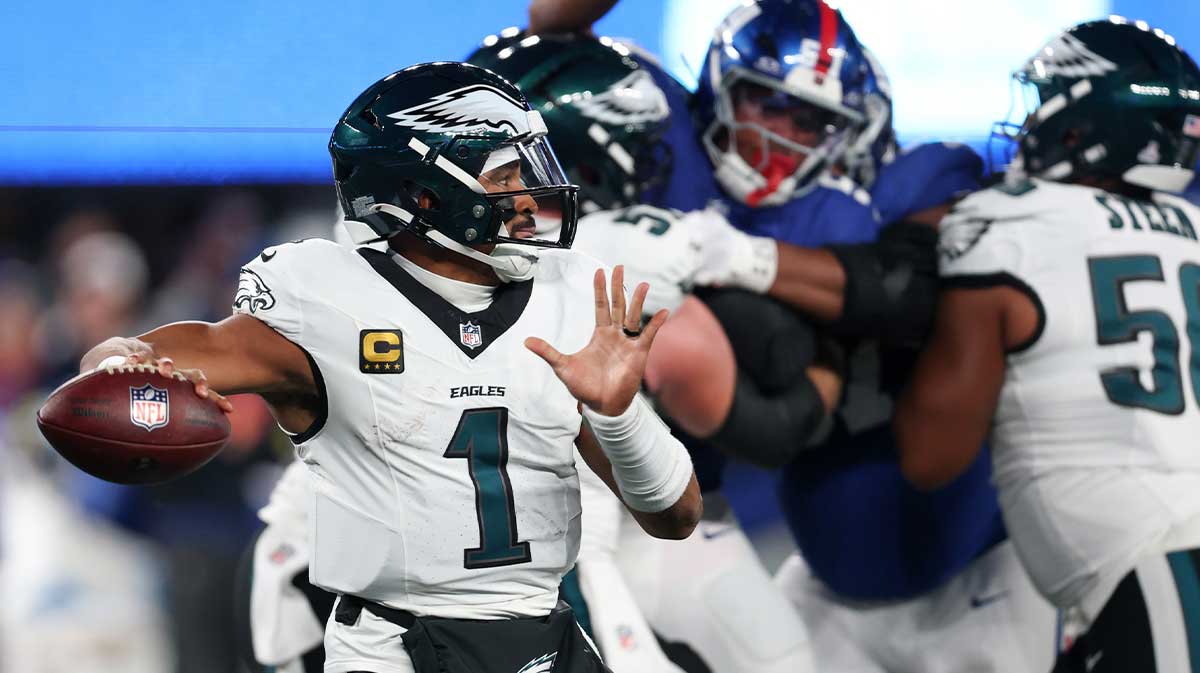 Fans call for tush push ban after Eagles ran it 4 times in a row