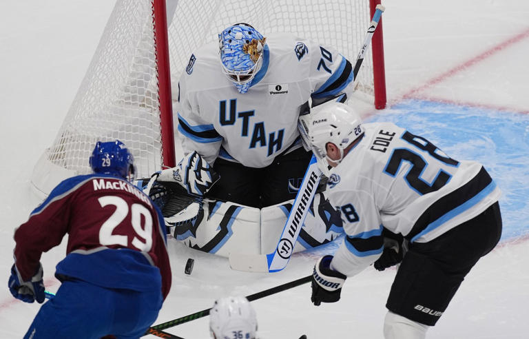 MacKinnon scores go-ahead goal early in 3rd, Avalanche beat Mammoth 2-1 ...