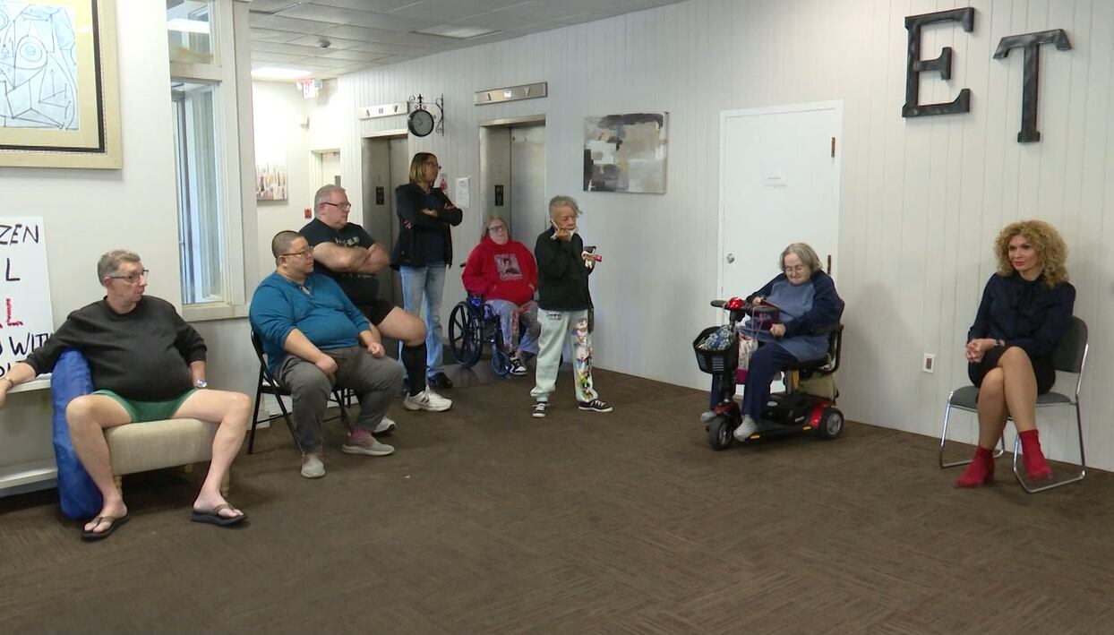 Executive Towers tenants meet with management for first time since ...