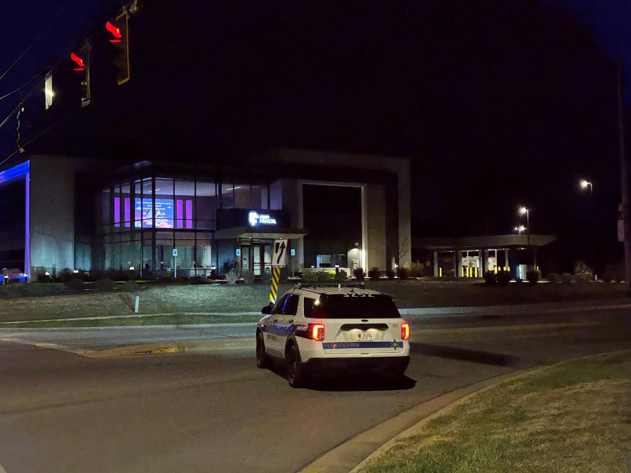 Police standoff ends in northwest Fort Wayne