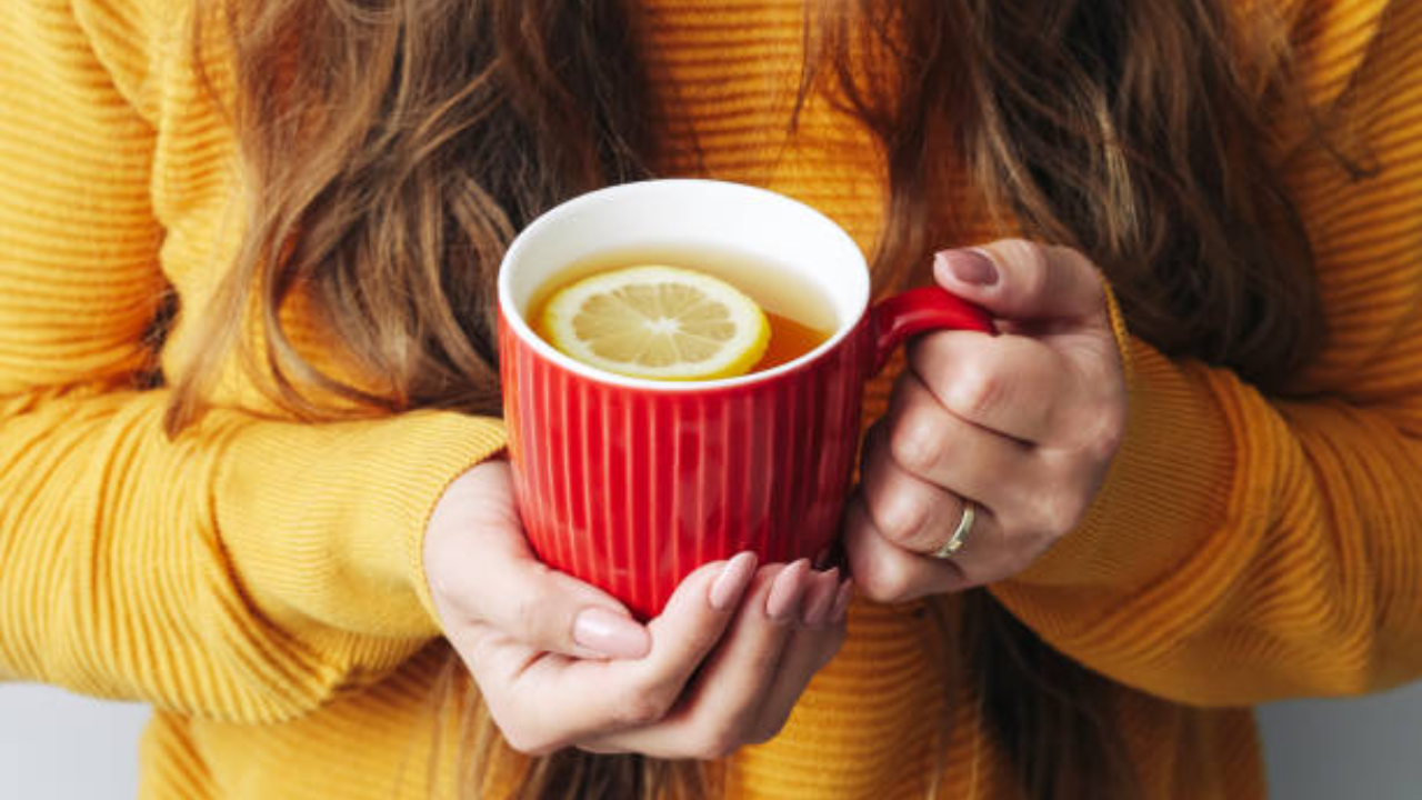 Lemon water isn’t safe for everyone: Who should avoid lemon water ...