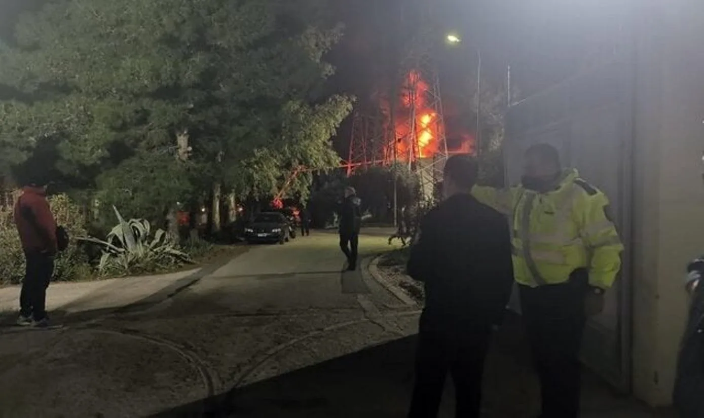Συναγερμός από φωτιά σε υποσταθμό της ΔΕΗ στην Πάτρα ΦΩΤΟ