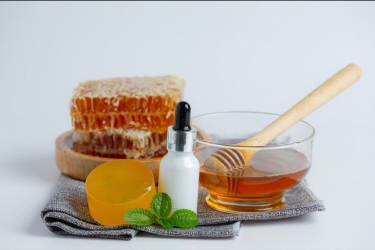 Gula, Madu, atau Stevia: Mana yang Paling Aman untuk Kesehatan Tubuhmu?