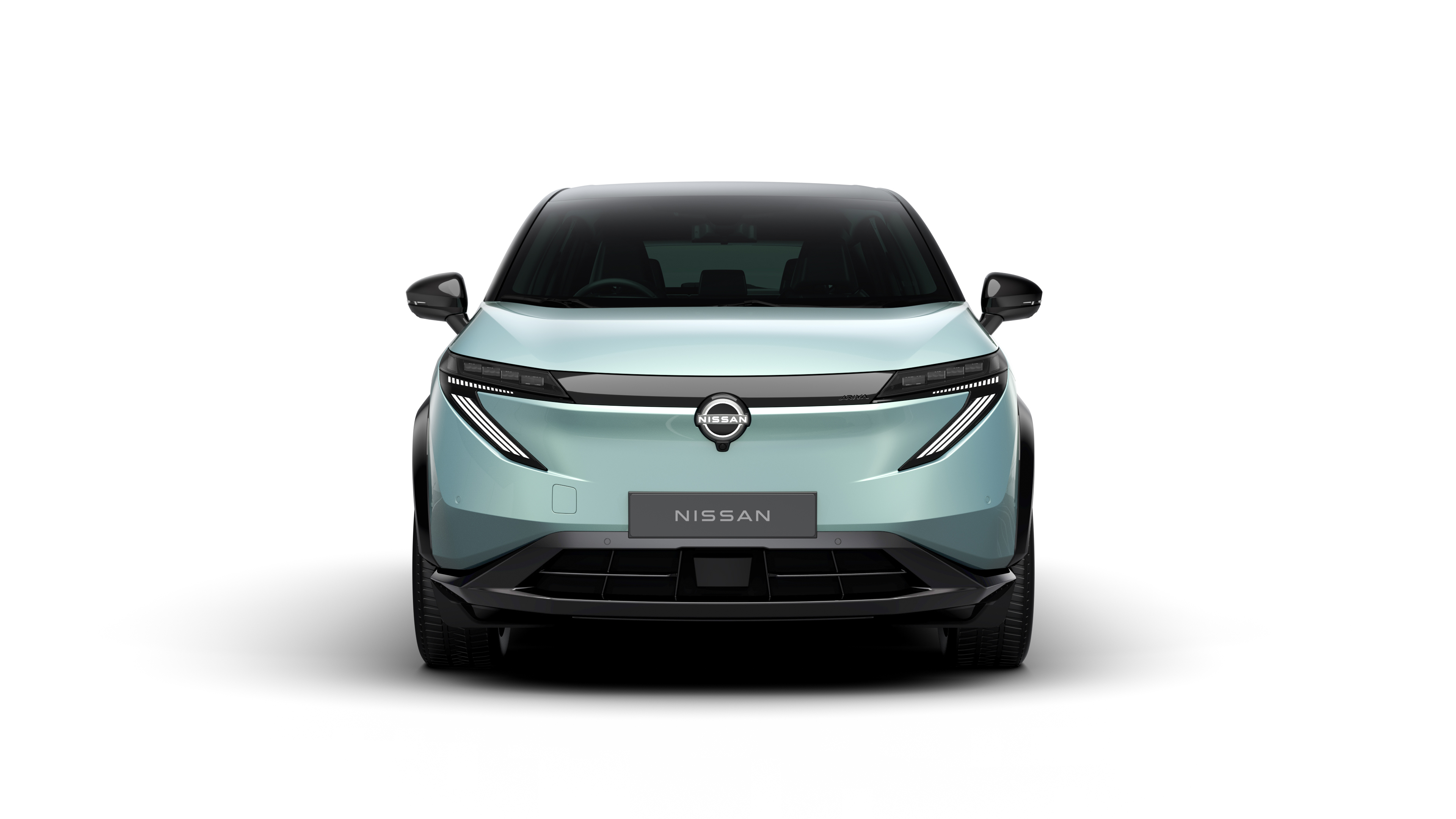 Nissan Ariya 2026, prime foto del restyling: nuovo look e più tecnologia
