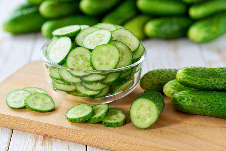 14 Everyday Foods That Reduce Bloat