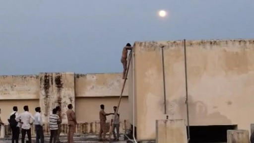 Maharashtra man admitted for leg injury in UP hospital, found dead in ...