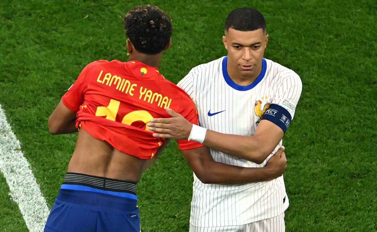 Con un discurso de 50 segundos, Kylian Mbappé hizo un conmovedor pedido ...