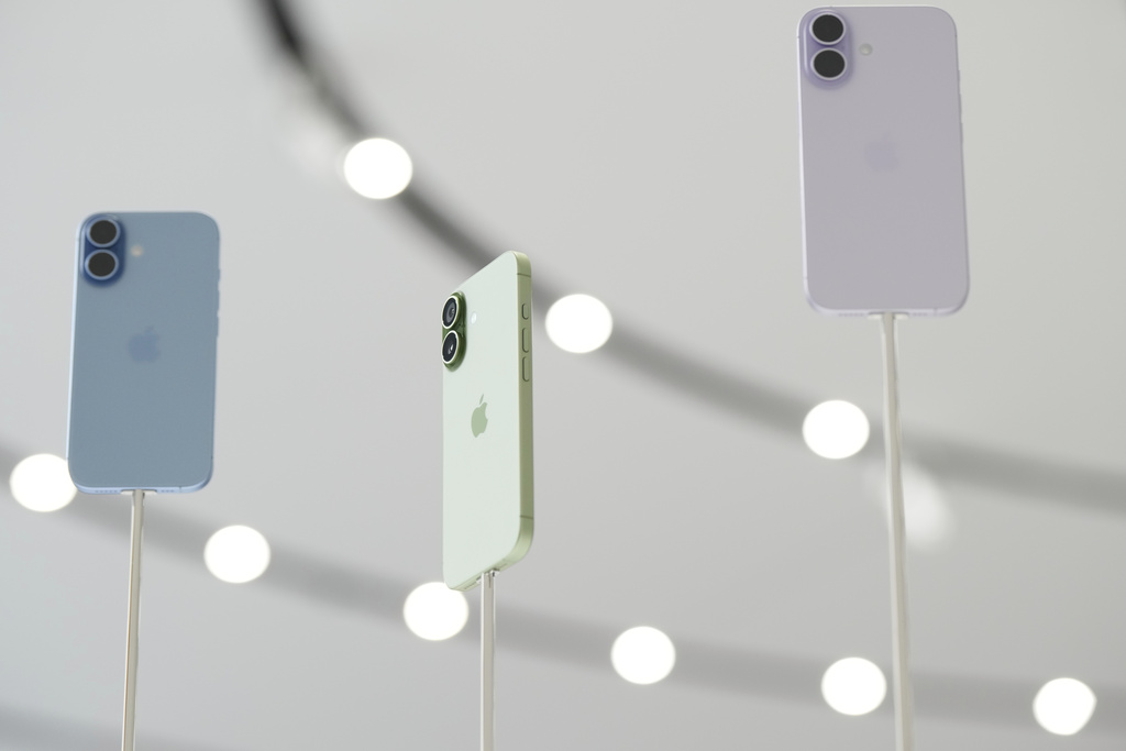 One Tech Tip: Annoyed by junk calls to your iPhone? Try the new iOS 26 ...
