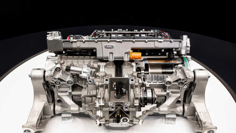 Ferrari's new torque-vectoring steering wheel will turn you into a ...