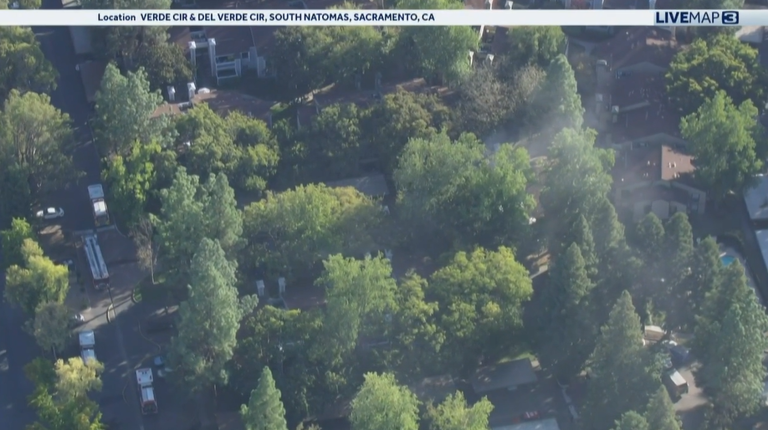 Crews battle fire at Natomas apartment complex, LiveCopter 3 shows