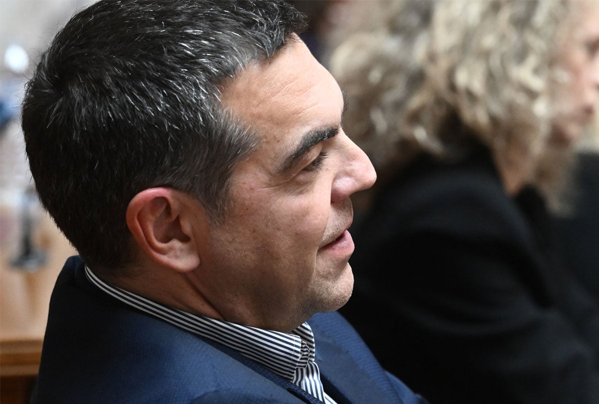 «Αλέξη, πού πας…»: H παραίτηση Τσίπρα έγινε... μπαλάντα
