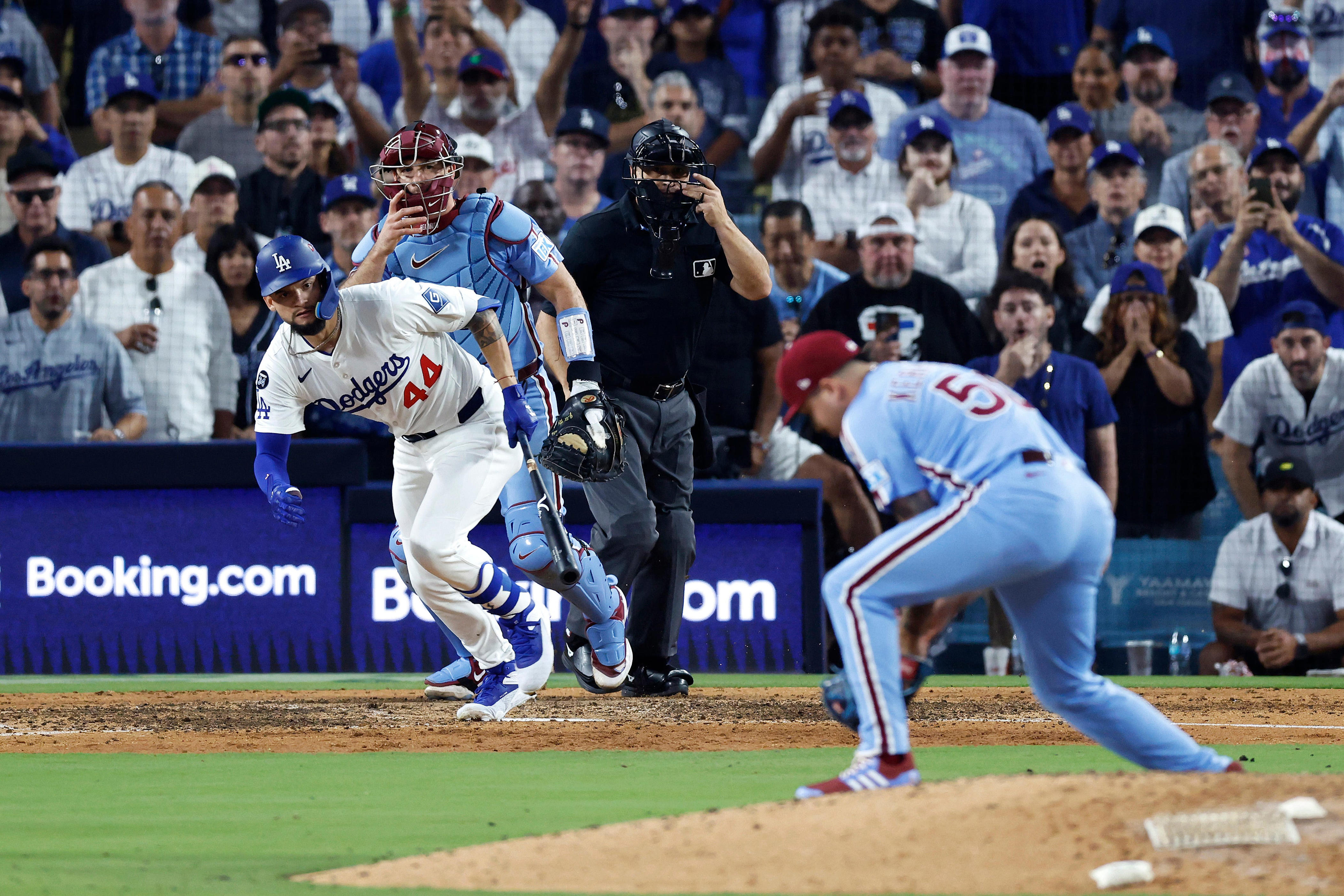 Phillies lose NLDS heartbreaker to Dodgers on last-play error in 11 ...