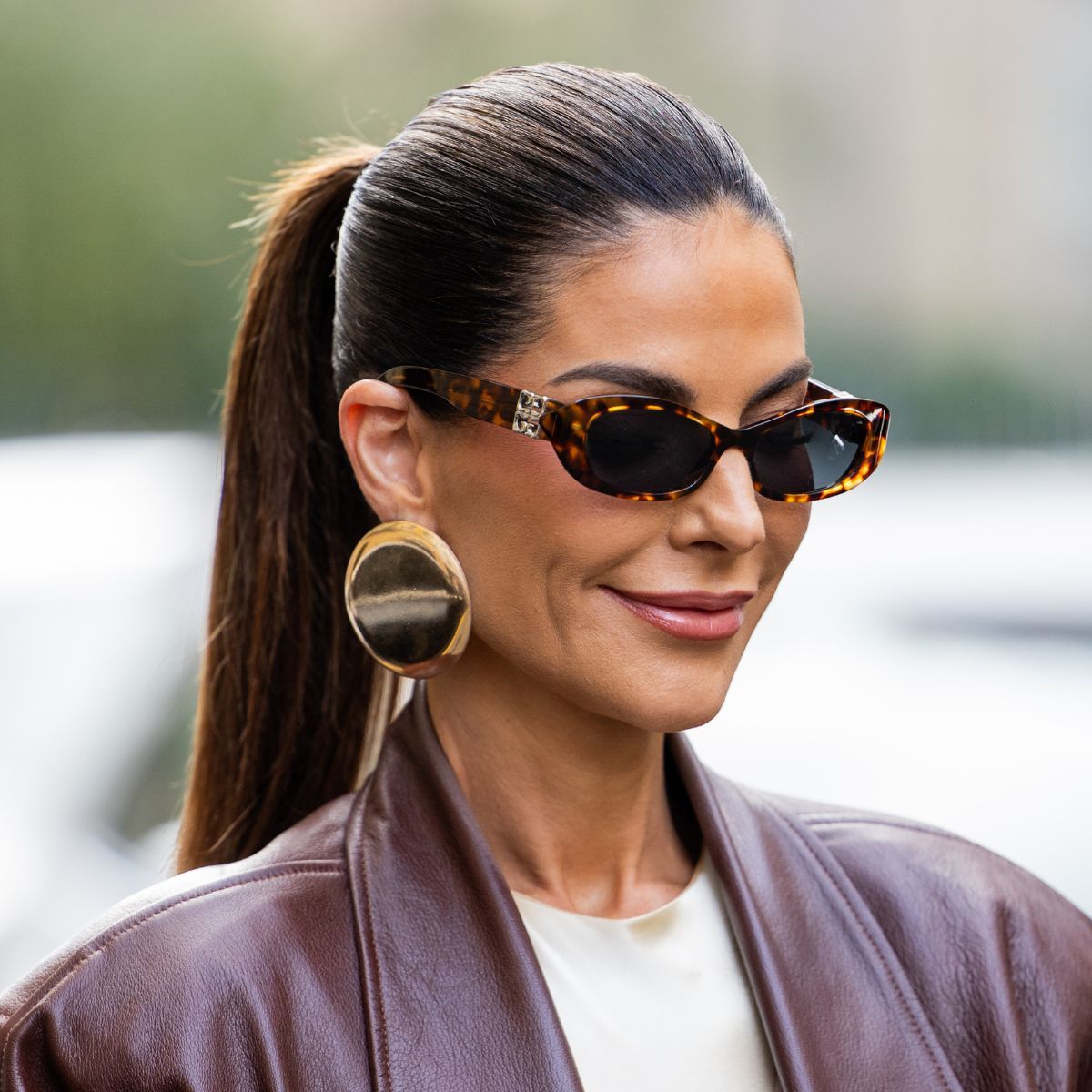 6 Beautiful Ponytail Hairstyles You’ll Want to Try This Week—Plus ...
