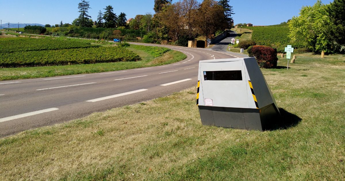 Radar fou en Ardèche : il flashait même à 30 km/h sur la D86