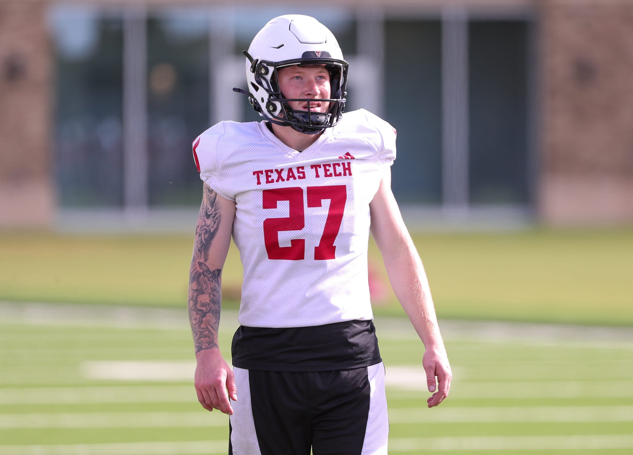 Texas Tech football player announces plan to transfer