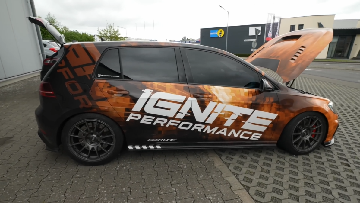VW Golf R From Hell Nürburgring Close Call