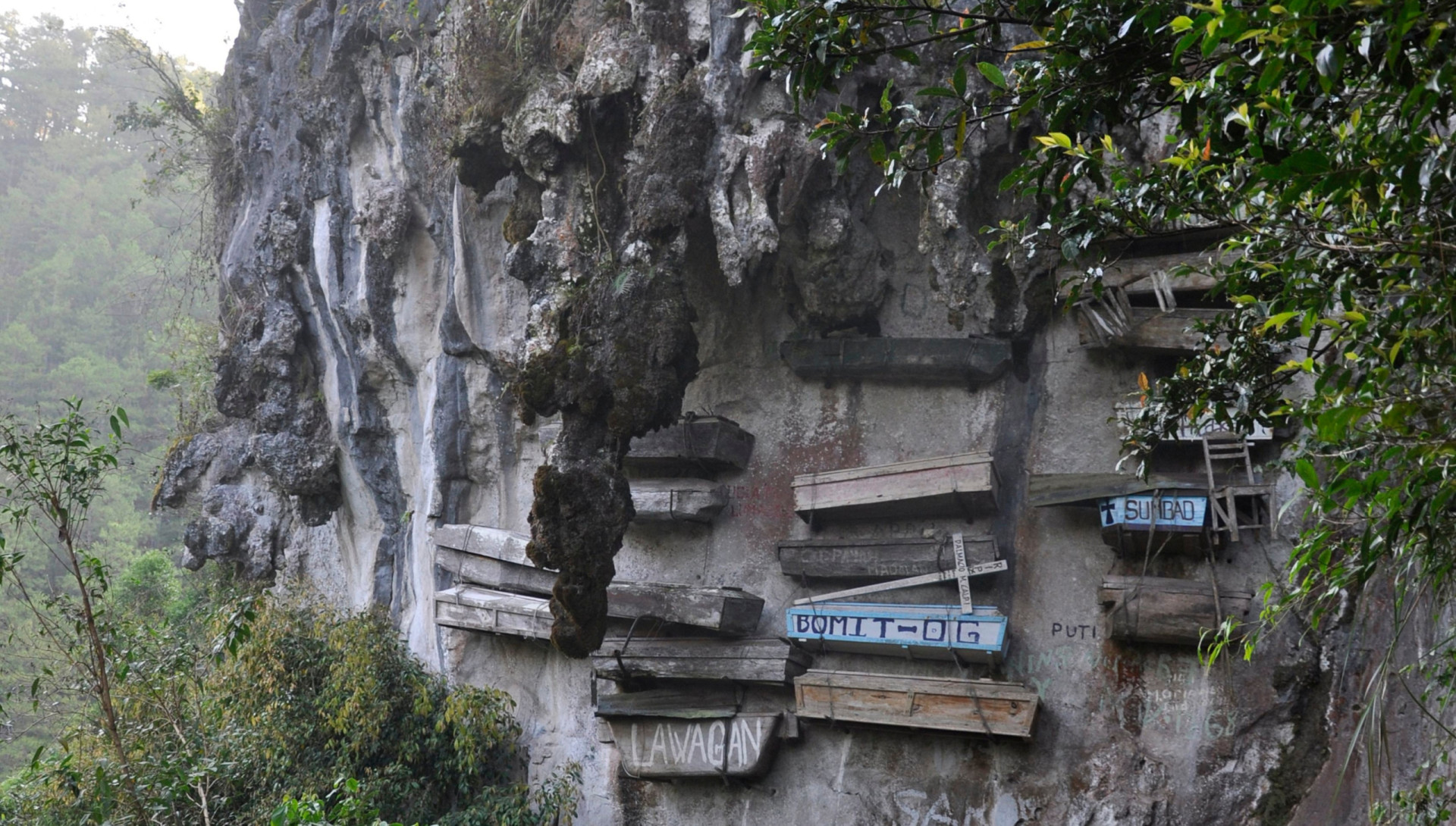 The fascinating story of the hanging coffins of Sagada