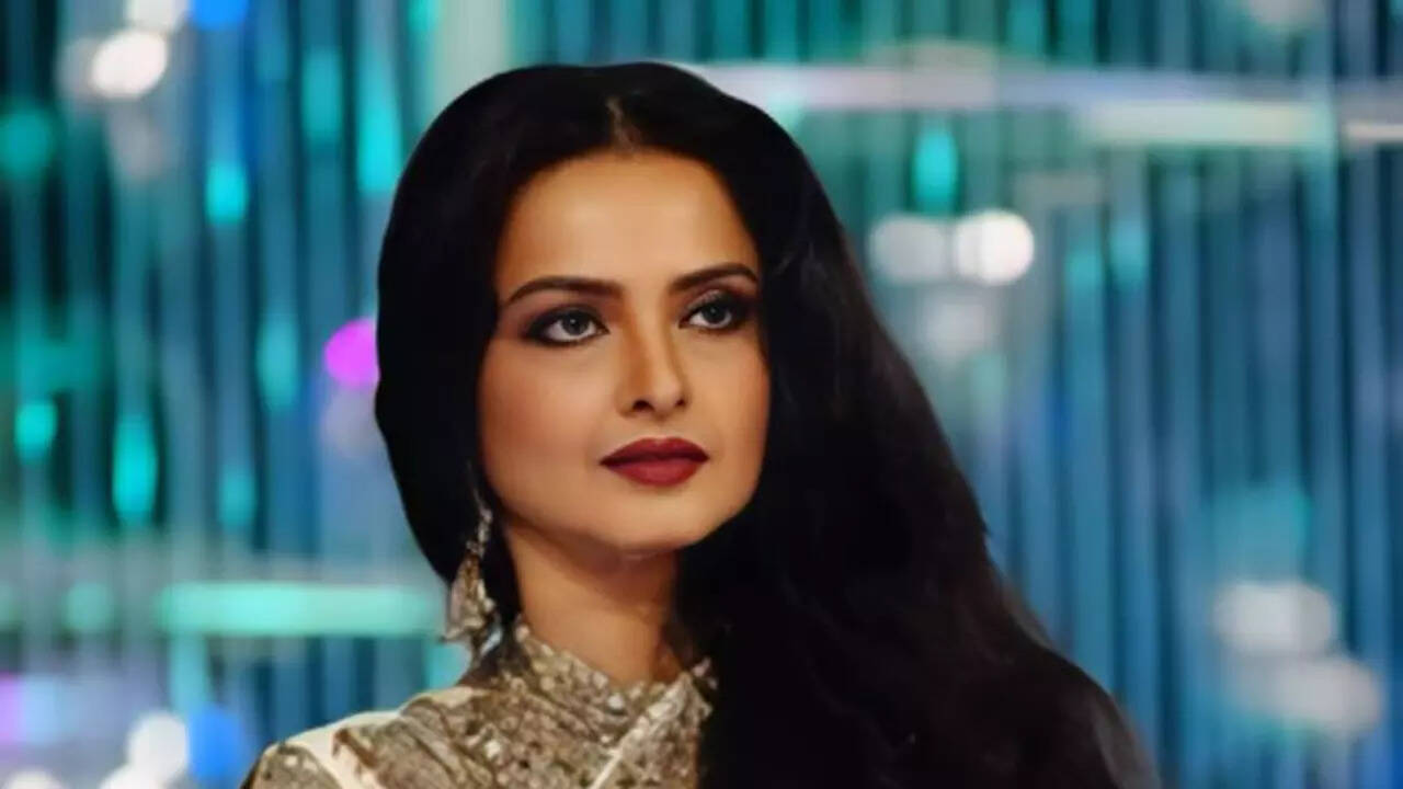 'Mujhe toh maar maar ke actor banaya gaya': Rekha revealed she never ...