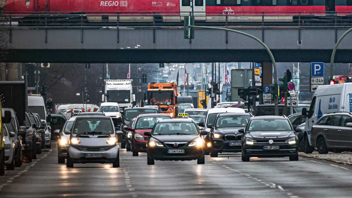 Millionen Autos vor TÜV-Aus?
