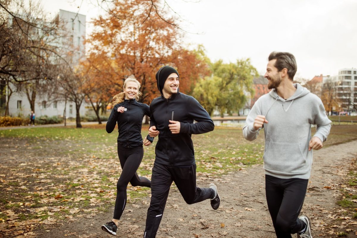 How to exercise outdoors when it’s cold, dark and you’d rather stay in bed