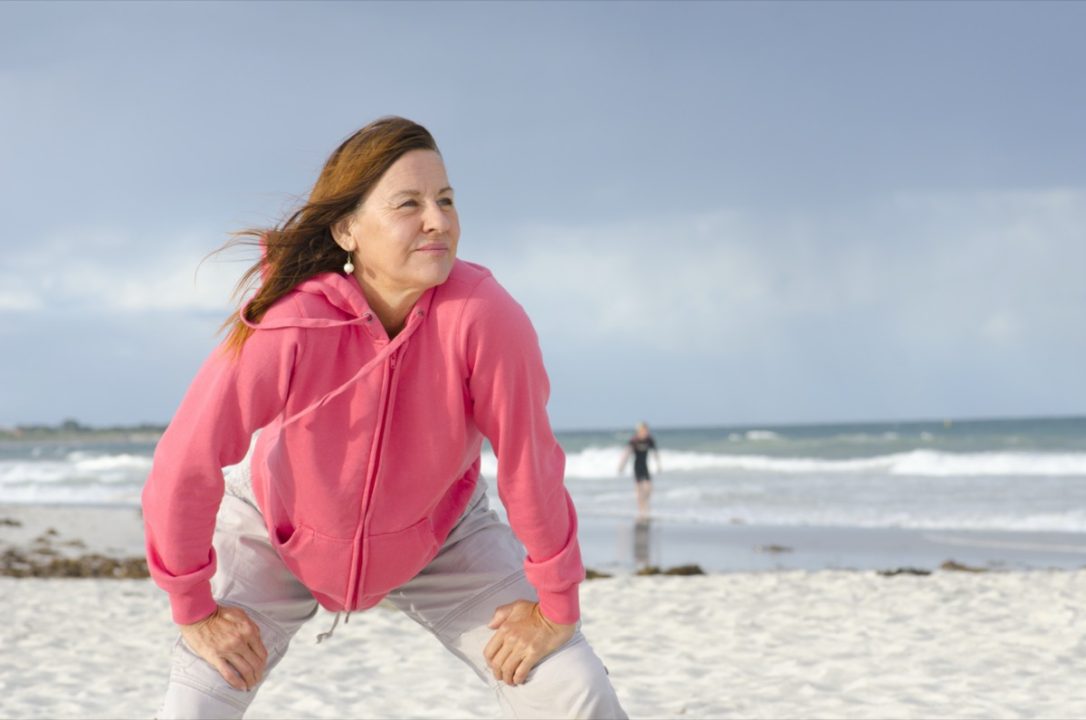 The 7-minute standing routine that rebuilds lost muscle faster than gym ...