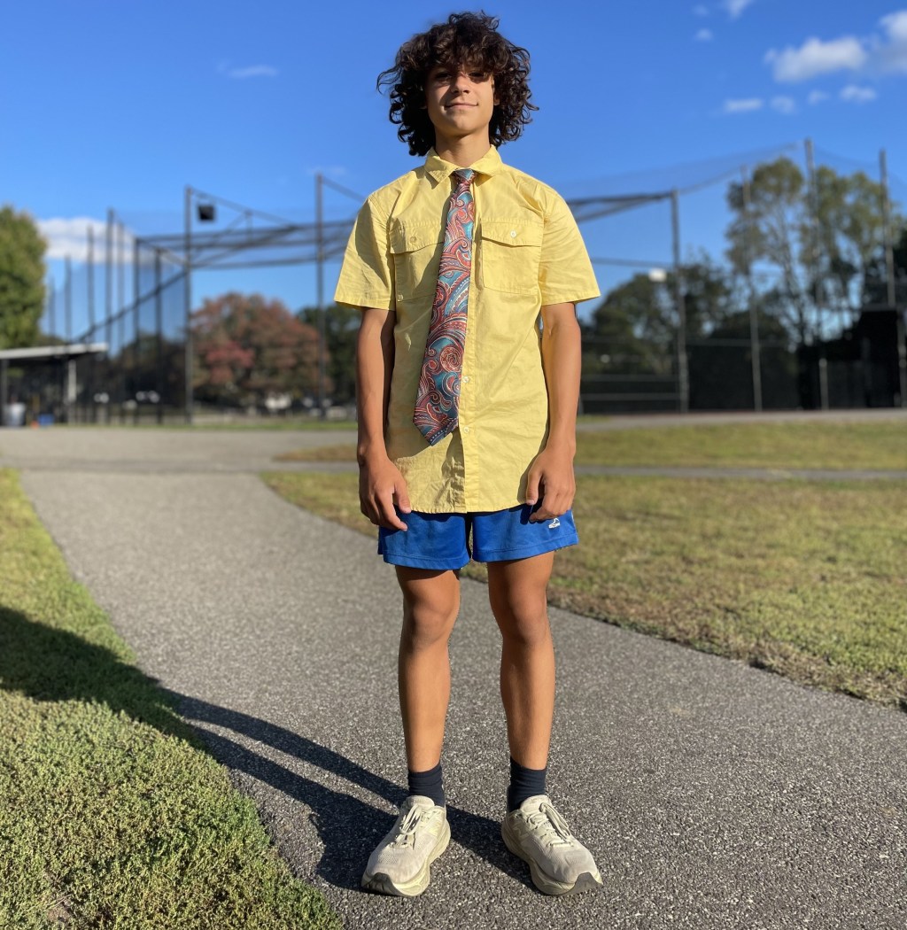 Meet Long Island freshman cross country star who works out in dress shirts