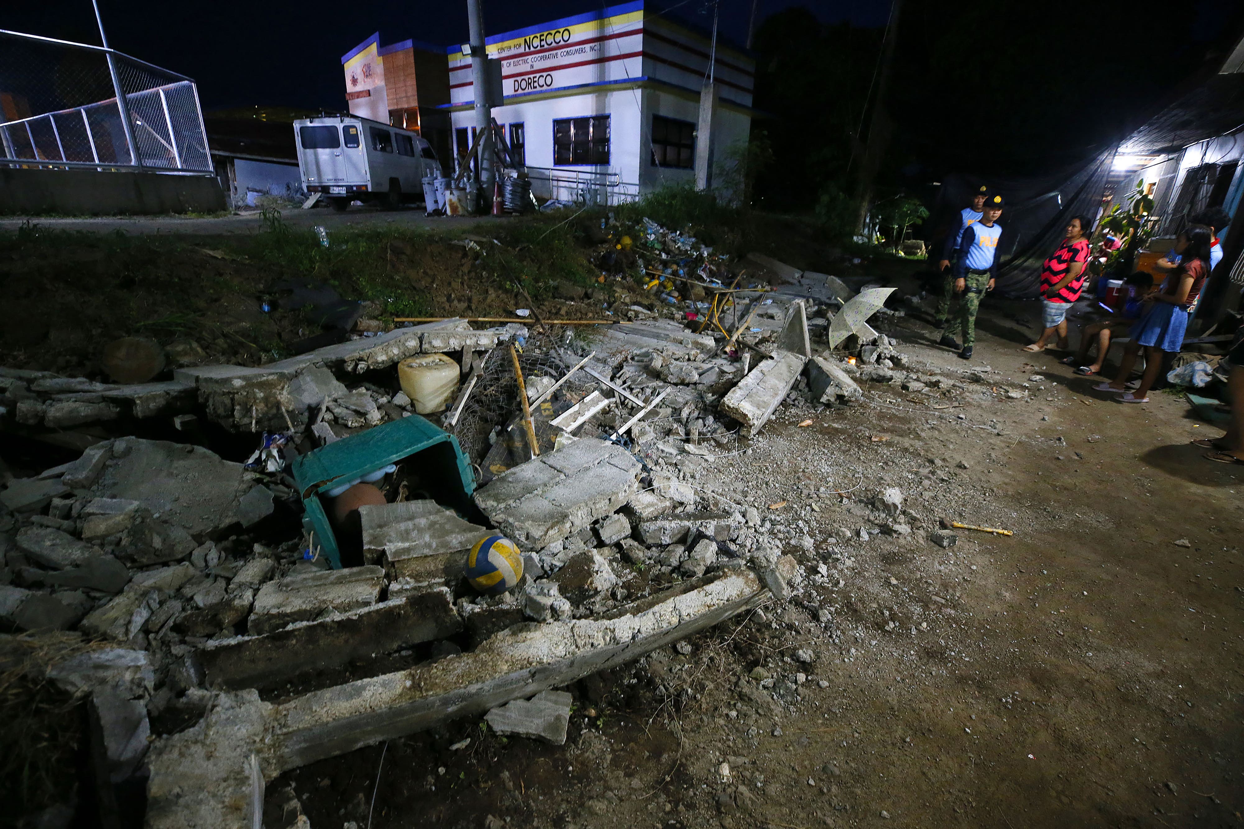 Powerful Philippines earthquake today triggers tsunami warning: Live ...