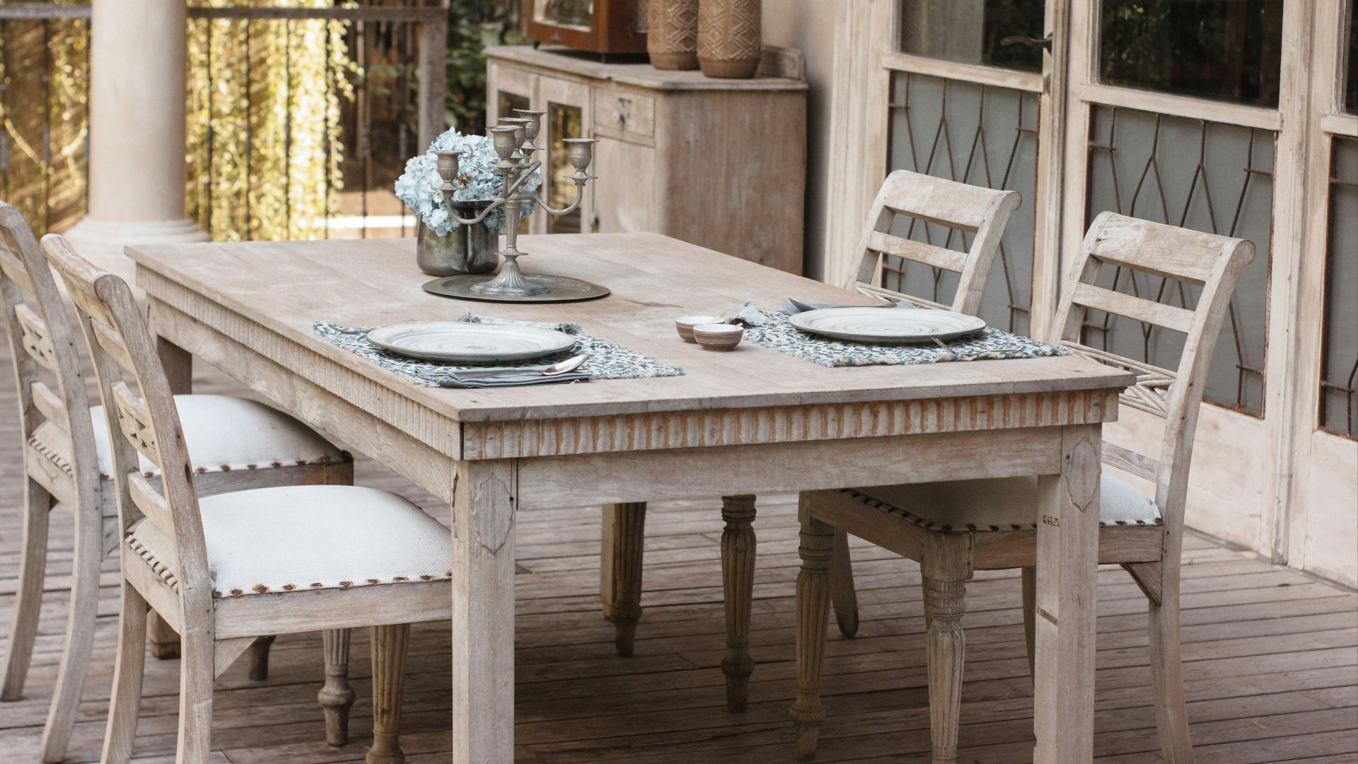 These Old Dining Sets Are So Valuable, You'll Never Put Your Elbows On ...