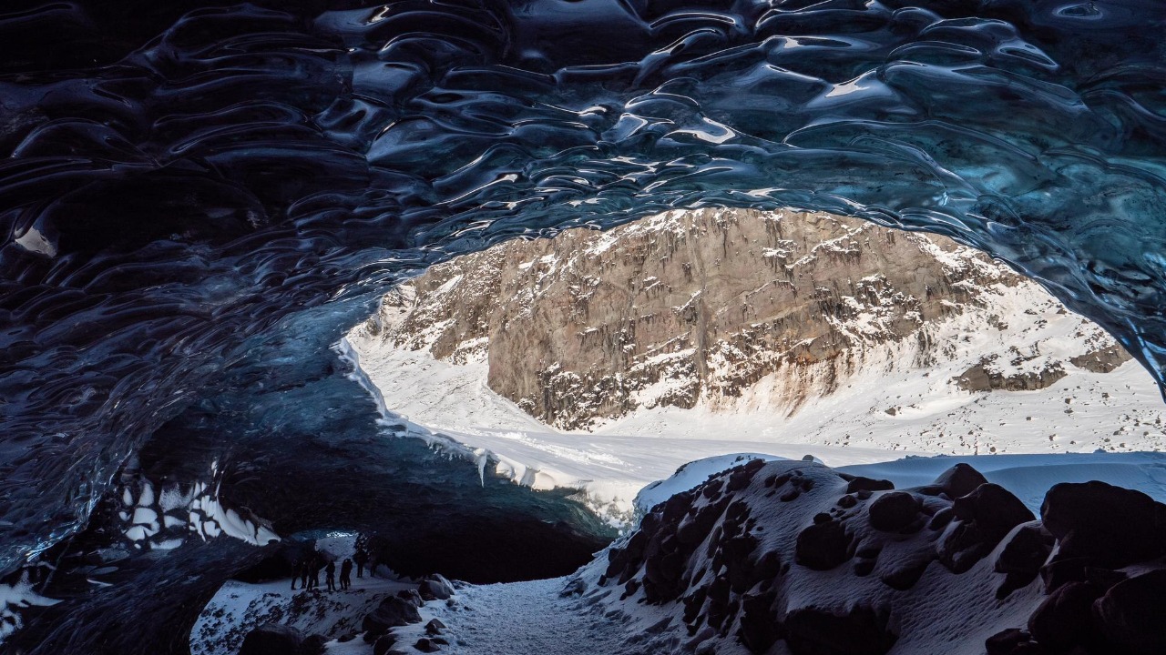 NASA Captures Collapse of Massive Iceberg in Stunning Images