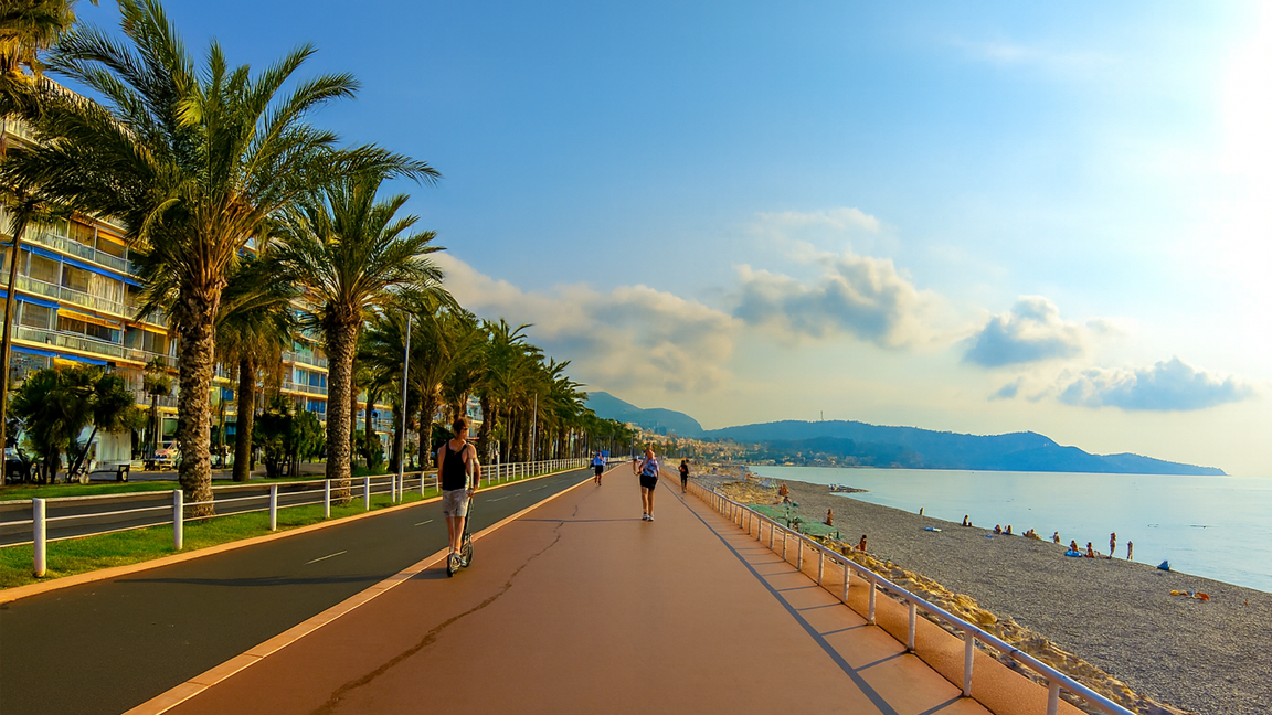 Balade sur la Promenade des Anglais – Nice, France