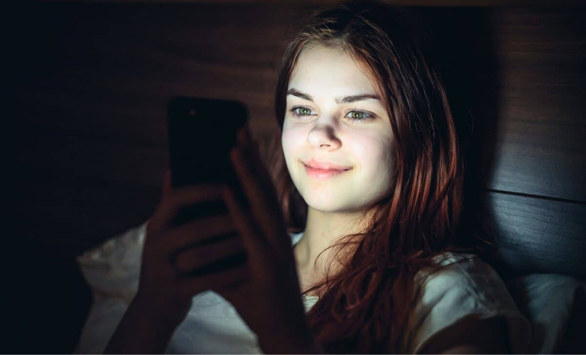 Is AI Quietly Replacing Real Friends? Study Finds 72% of Teens Now ...