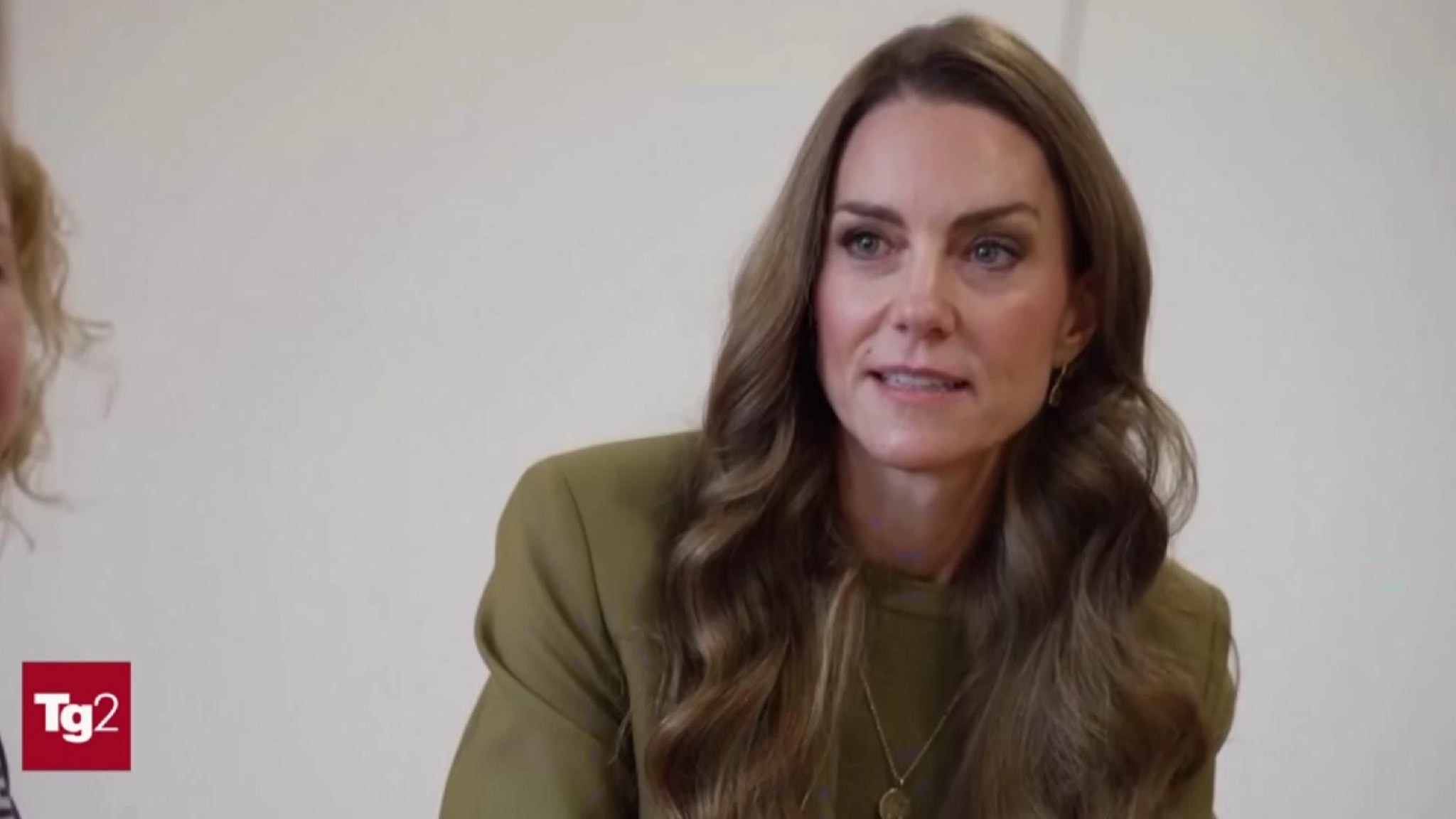 La campagna di Kate Middleton: no agli smartphone ai bambini
