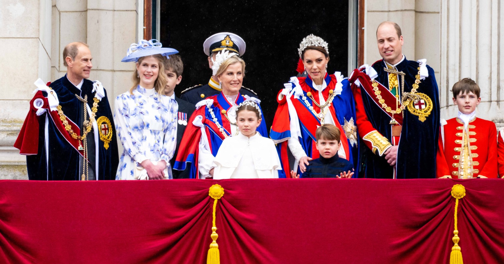 William eyes 'dark-horse contender' for revamped royal team