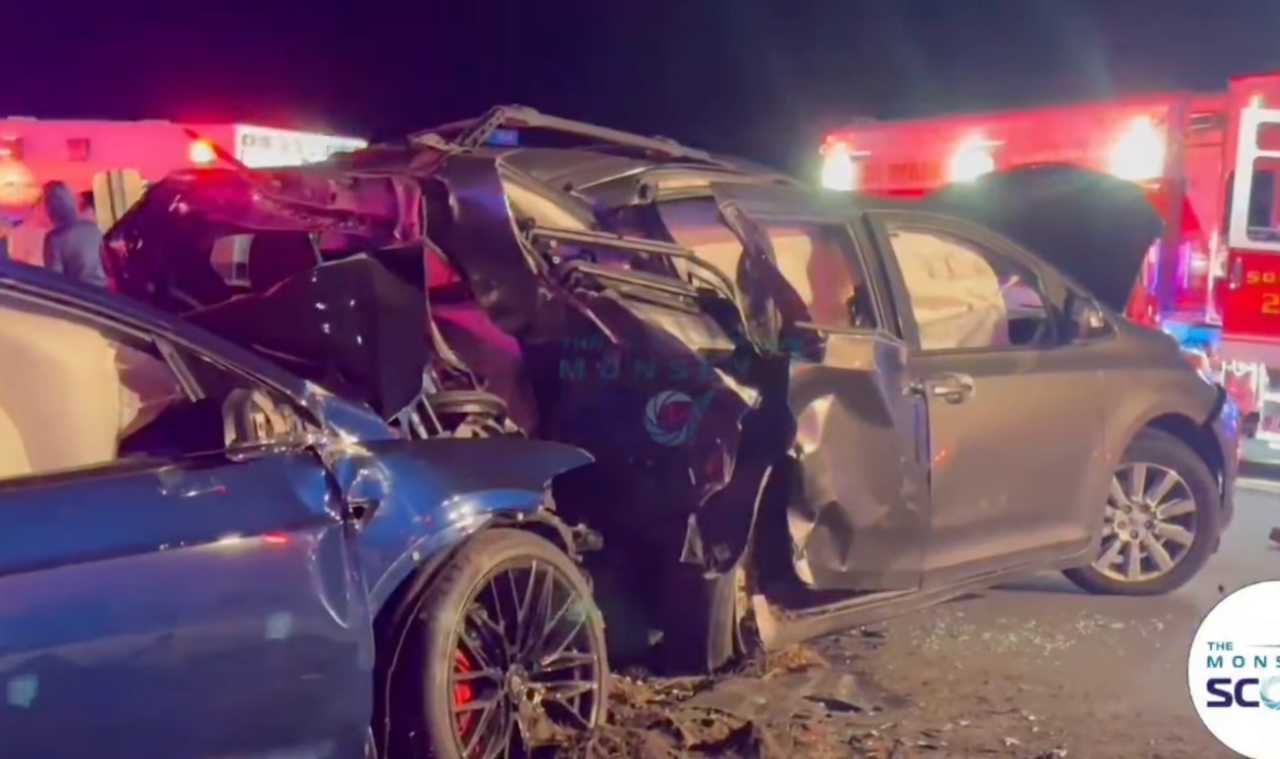 10 Injured After Tesla Rear-Ends Minivan With Flat Tire On I-87 In ...