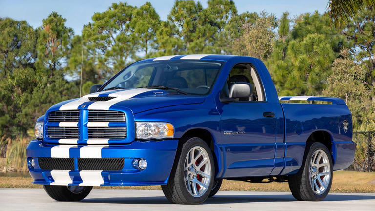 10 Ridiculously Fast Pickup Trucks